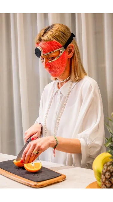 FOREO FAQ 202 LED Facemask Features & Effectiveness: 2025 Guide ...